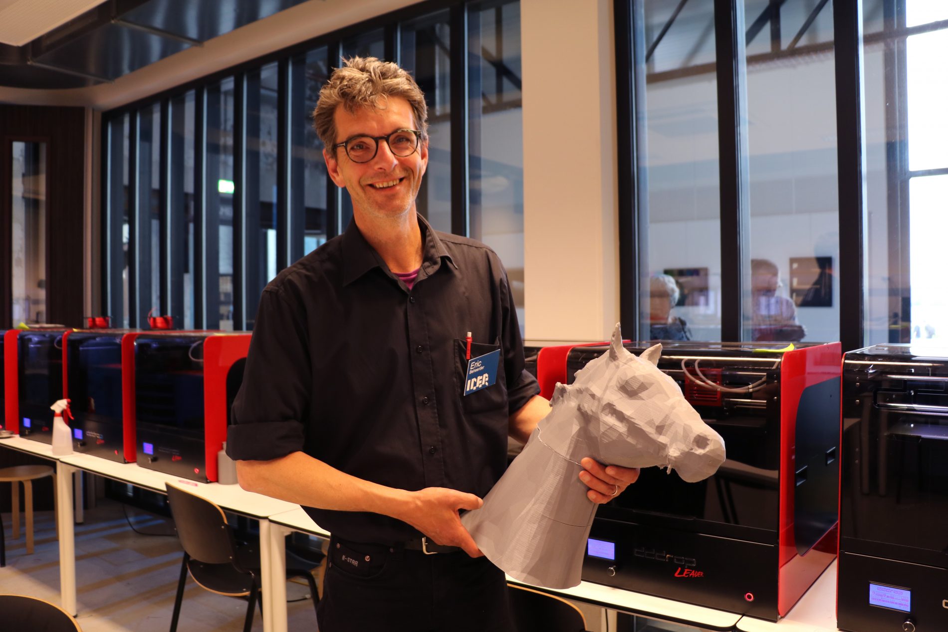 3D printing: 2m² 3D printed patron St George | dddrop